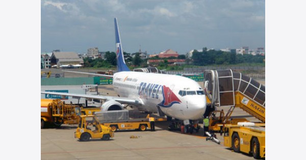 Vinapco không được tự ngừng cung ứng nhiên liệu bay | Xangdau.net